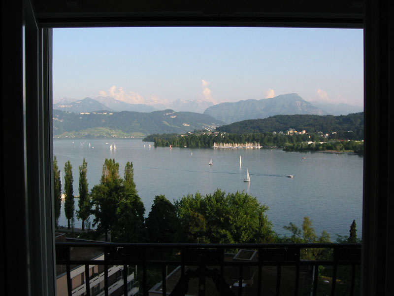 Der Blick vom Balkon auf den See. Hier ein Panoramabild Der Blick vom Balkon auf den See. Hier ein Panoramabild